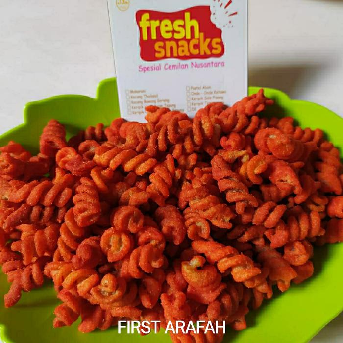 Jual 1kg Makroni Ulir Spiral Makaroni BALADO PEDAS FRESH SNACKS - Kota ...