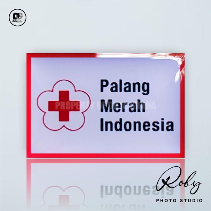 Jual [PIN RESIN] PMI PERSEGI Pin Bros Aksesoris Souvenir PALANG MERAH ...