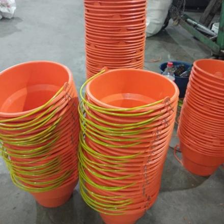 Jual Ember Cor Plastik Orange Besar - Kab. Bekasi - Raja Usaha Kita ...
