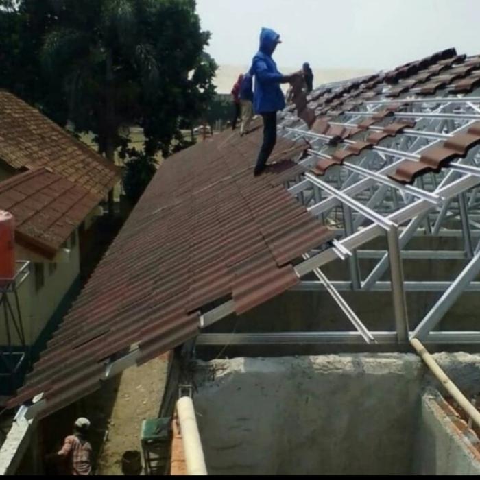 Jual bongkar atap lama ganti baja ringan dan atap genteng onduvilla ...