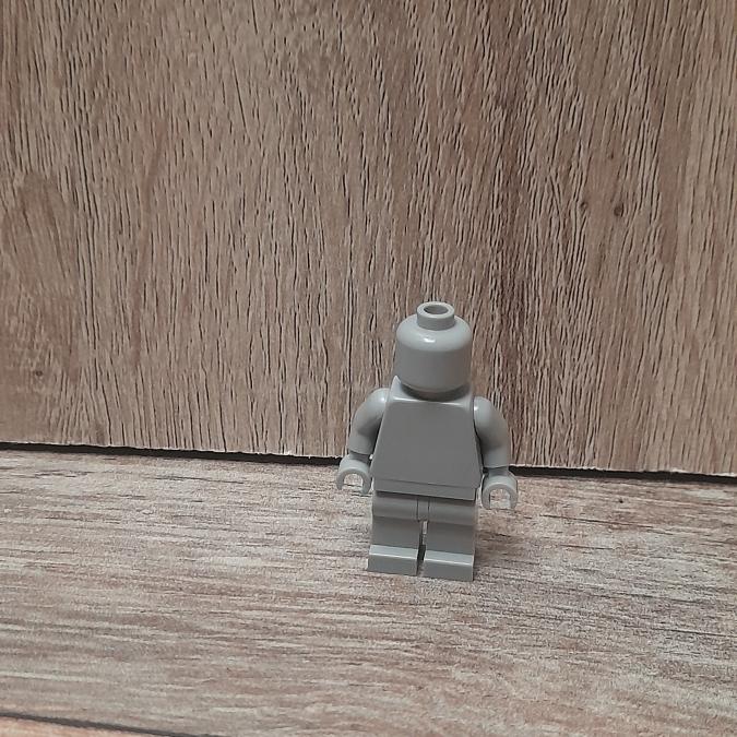 Jual LEGO Minifigure Grey Polos - Jakarta Utara - Spartantoys | Tokopedia