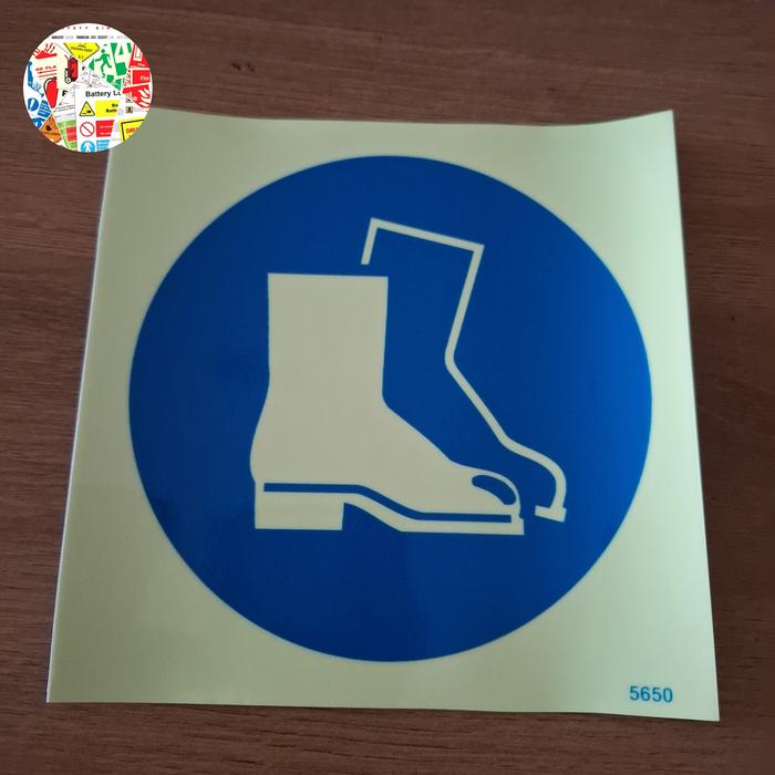 Jual 335650 Tanda wajib berperekat - Kenakan sepatu bot - Kota Depok ...