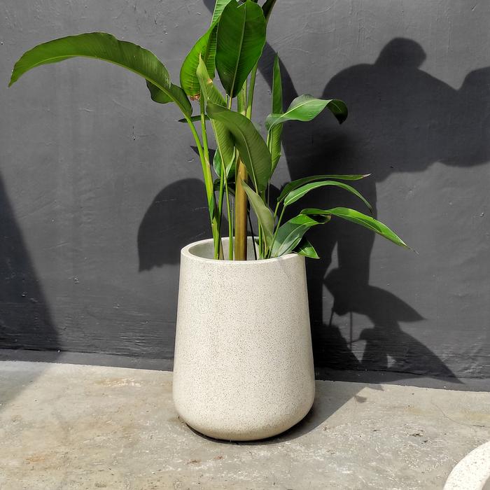 Jual POT TERRAZZO PUTIH 40 Curved | Pot Tanaman - Pot Tanaman Hias ...