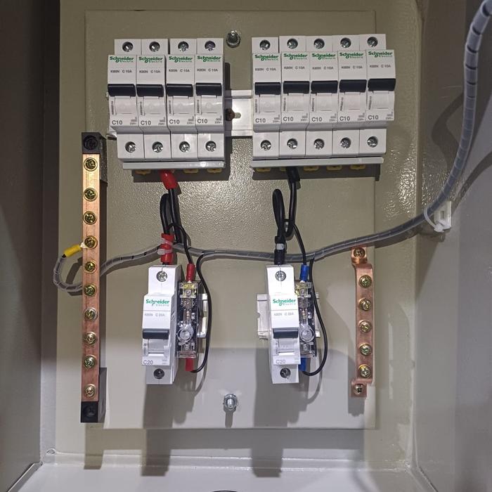 Jual Panel Listrik 1phass 20A 2 incoming Panel Listrik jadi - Jakarta ...