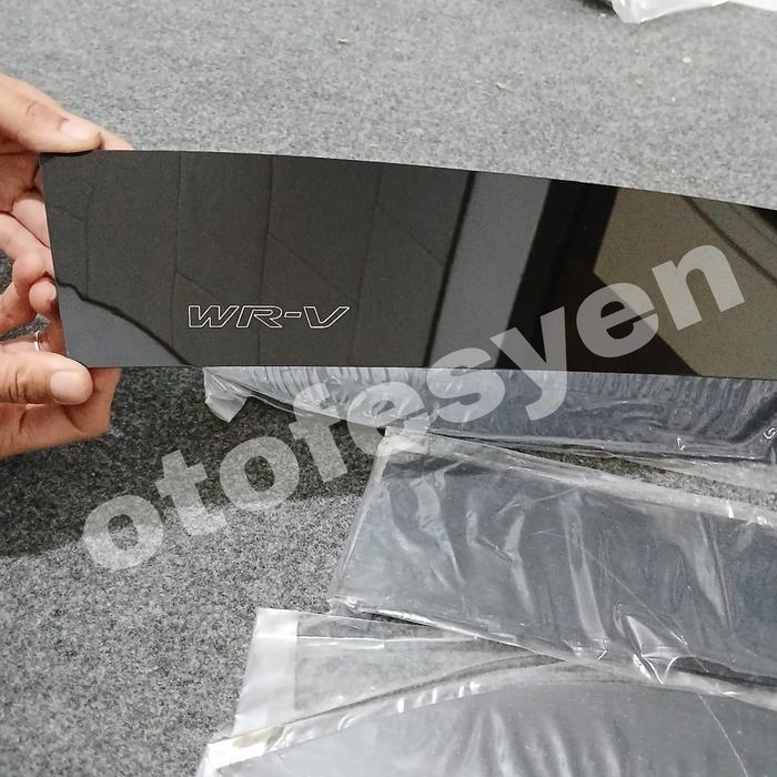 Jual Honda WRV WR-V Talang Air Mobil Car Side Visor - Kota Bandung ...