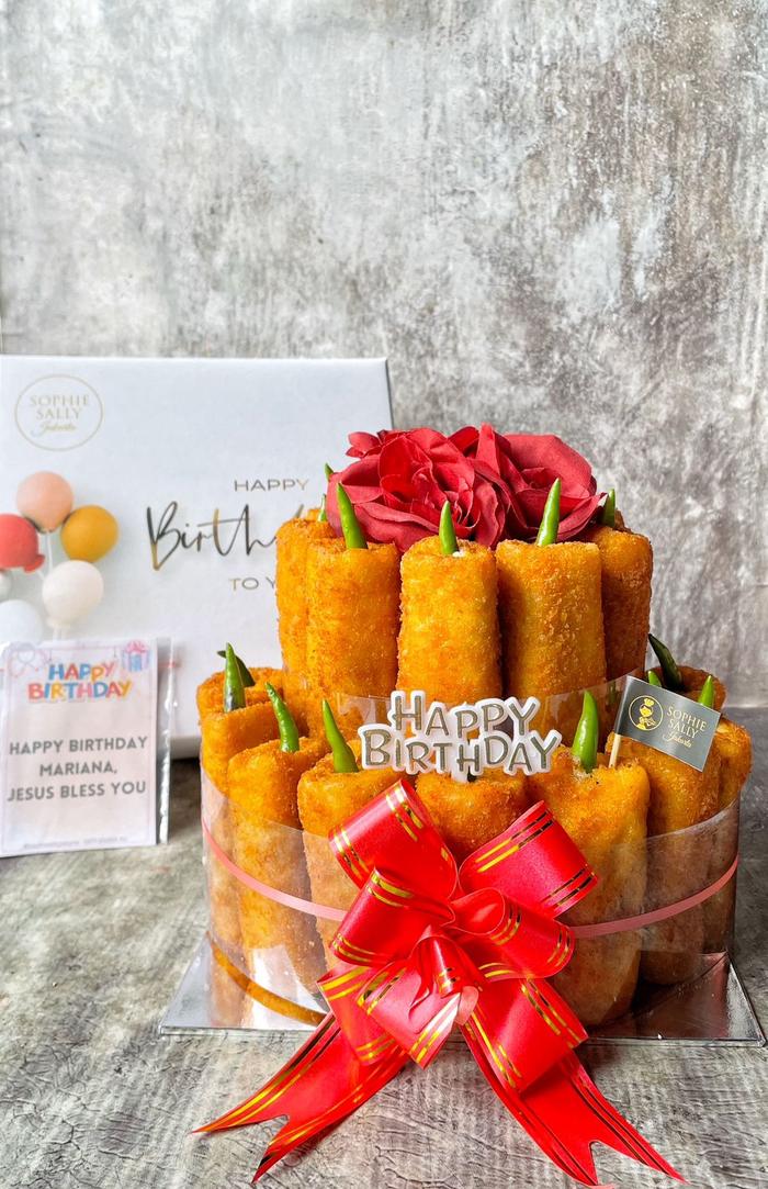 Jual Risol Mayo Tart - Hampers Birthday / Paket Ultah - Free Topper dan ...