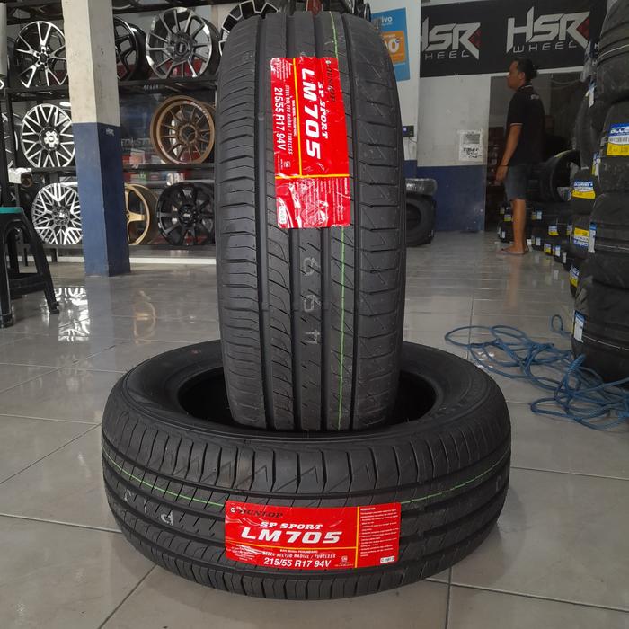 Jual Ban mobil hrv innova juke ring 17 dunlop sp sport lm705 215 55 r17 ...