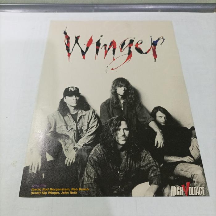 Jual pin up poster ukuran A4 diambil dari majalah musik high voltage ...
