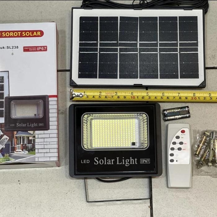 Jual lampu sorot solar cell outdoor 300 watt 300w lampu tembak panel surya - Jakarta Barat ...