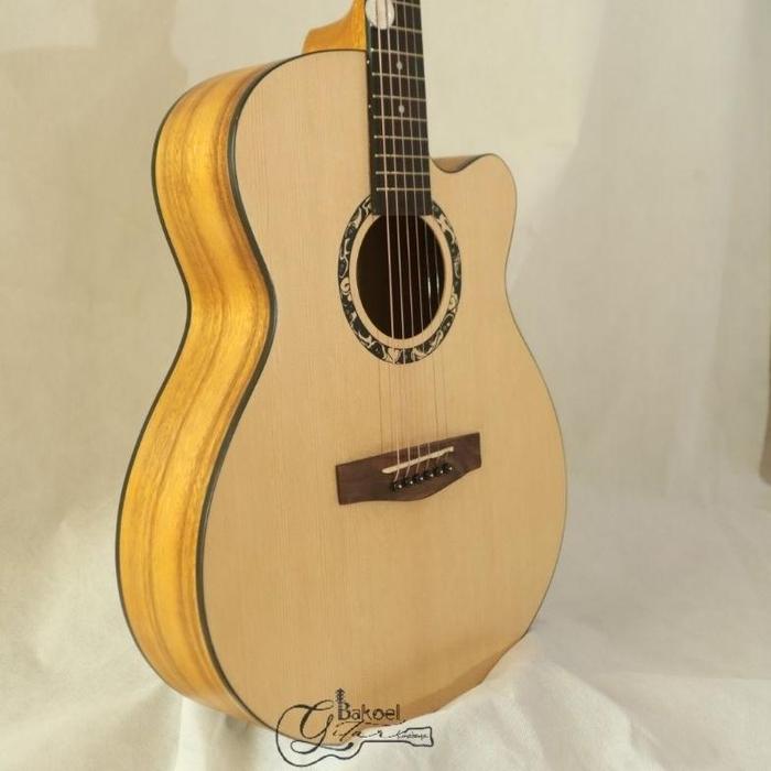 Jual Gitar Dluxe DCC10TA Transkustik Klasik Nylon Cutway Banyak Bonus ...