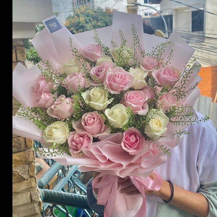 Jual bunga buket valentine mawar bucket hadiah wisuda - 21 - Kota ...