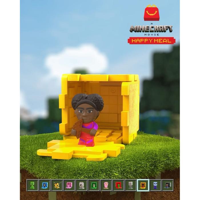 Jual McDonalds McD x Minecraft Happy Meal - Redstone Creeper / Diamond ...