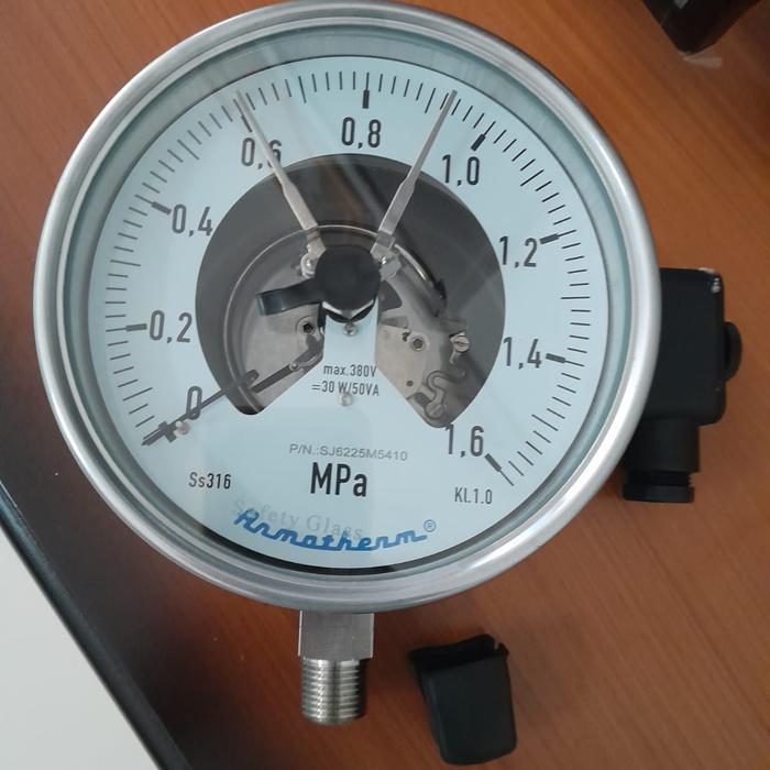 Jual Pressure Gauge Switch Armatherm 6" inch 0-1,6 Mpa full SS drat 1/2" NPT SS - Jakarta Barat ...