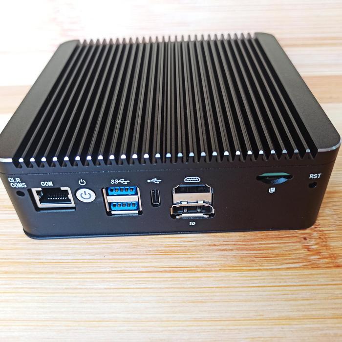 Jual mikrotik x86 4 core 4 thread 2.0 2.6 ghz Industrial Mini router PC ...