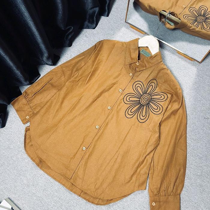 Promo Alesha Shirt Linen Rami - Kemeja Wanita Bordir Motif Bunga ...