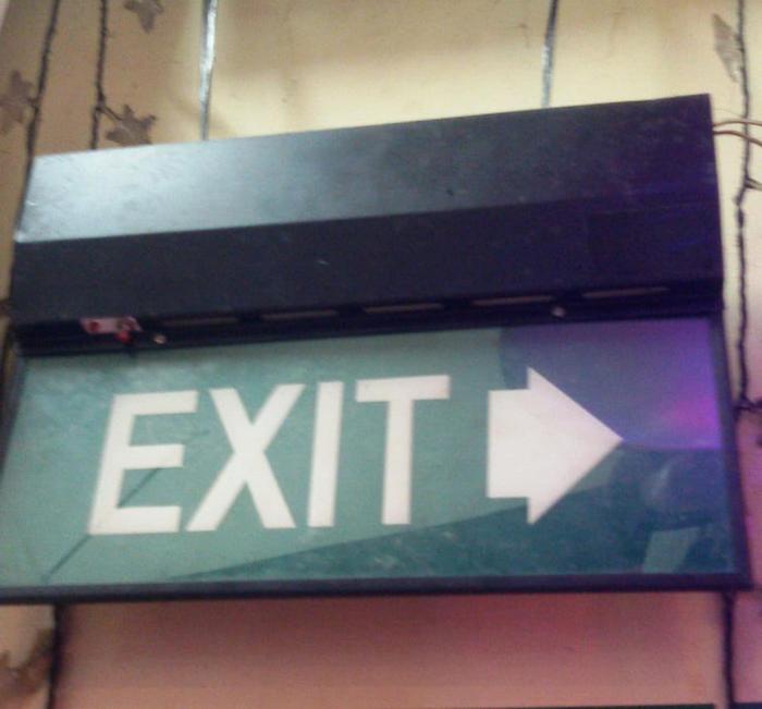 Jual Lampu Exit Panah / emergency exit panah / lampu darurat exit panah ... Jual Lampu Exit Panah / emergency exit panah / lampu darurat exit panah ...
