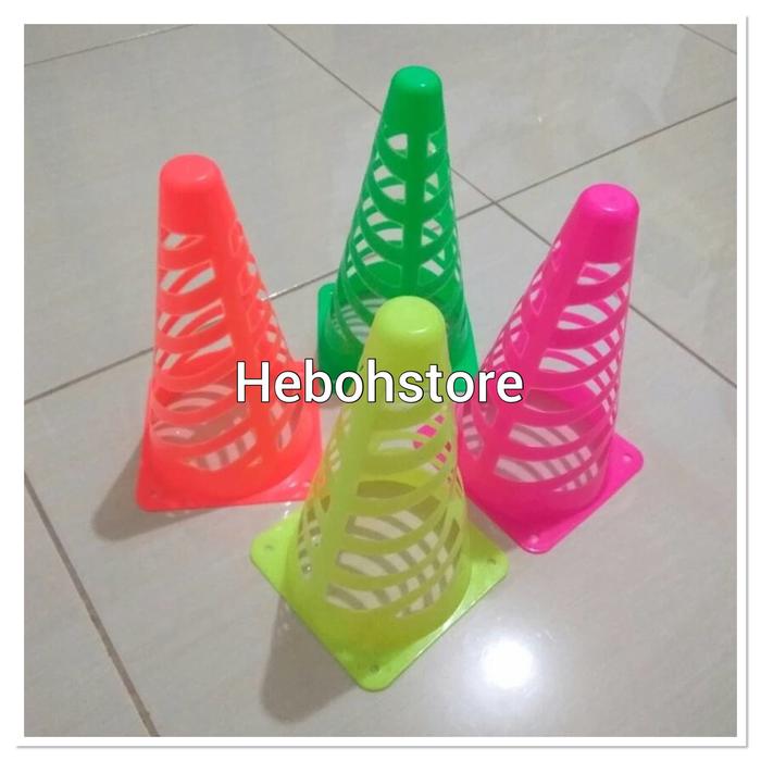 Jual Cone/cones kerucut lentur untuk latihan olahraga - Jakarta Barat ...