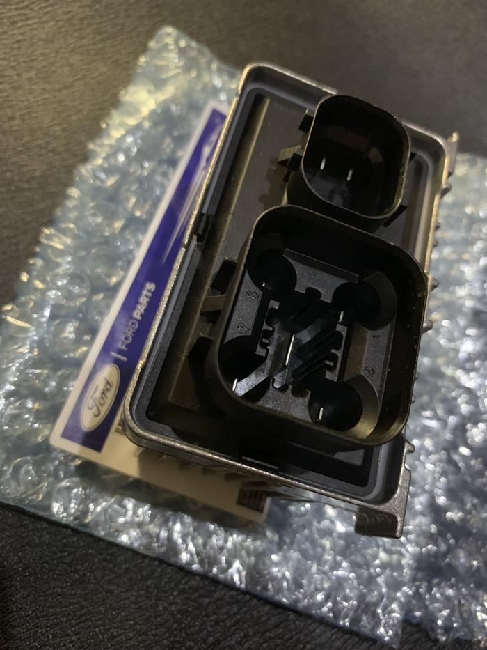 Jual Relay glow plug Ford ranger New T6 2200cc Everest Mazda BT50 Pro 2 ...