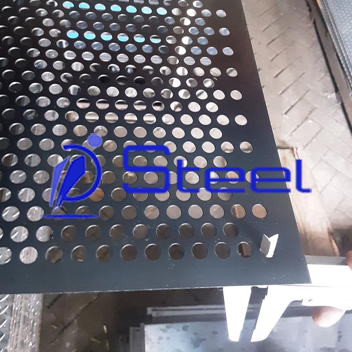 Jual Plat Lubang Besi 0.8mm x 1.2M x 2.4M | Perforated Sheet 0,8mm ...