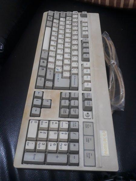 Jual FG - KEYBOARD MEKANIK JADUL COLOKAN BESAR - Jakarta Selatan ...