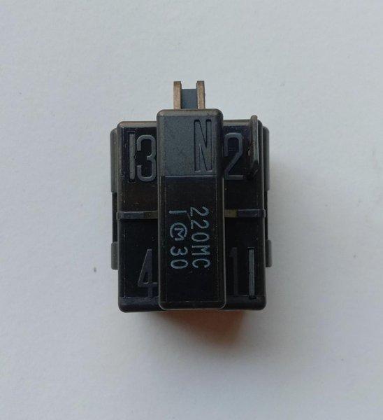 Jual JSN Relay Ptc Kulkas Panasonic 1 Pin Socket Kanan Murata 220Mc J03 ...