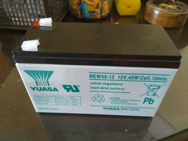 Jual Aki Baterai Vrla Yuasa Rew 45 12 v 8 ah Ready - Jakarta Timur ...