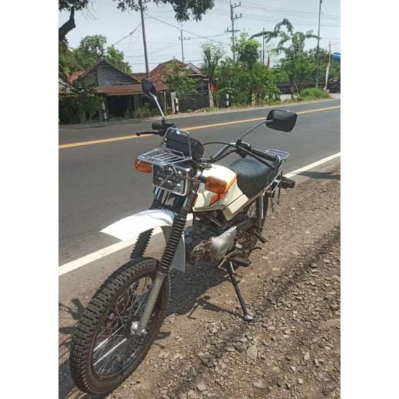 Jual lampu depan daymaker kotak 10 led set batok gl gl 100 Honda win RX ...