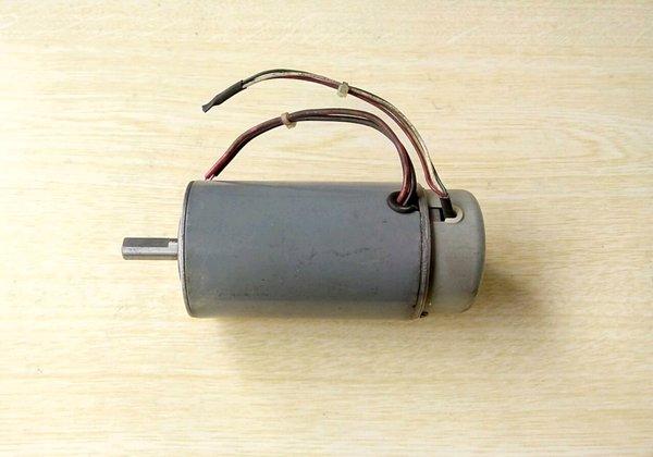 Jual Generator Kincir Air Kincir Angin DC Permanen Magnet 25W - Kota ...