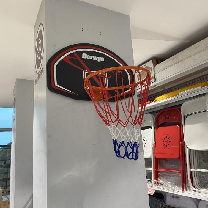 Jual RING BASKET DAN BACKBOARD DEWASA / berwyn papan ring basket tempel ...