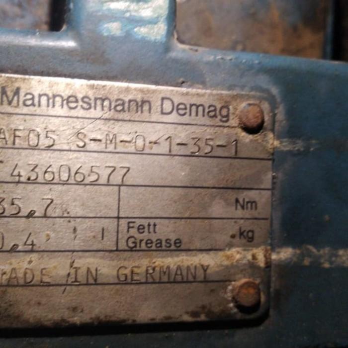 Jual MOTOR LONG HOIST CRANE DEMAG KBF 80 A B/2 SET GEARBOX AF05 Secon Ready - Kota Bandung ...