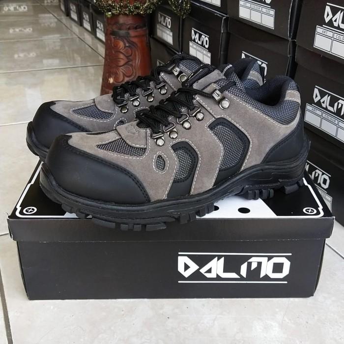 Jual SEPATU SAFETY SHOES PRIA DALMO GOROTEX ORIGINAL STEEL TOE - Abu-abu, 42 - Kota Bandung ...