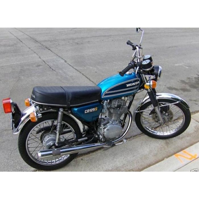 Jual logo honda cb125 125s emblem bok aki cb125S 125 emblem cb250 logo ...