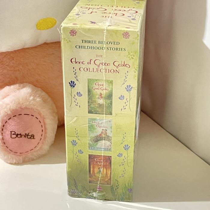 Jual Anne Of Green Gables Complete Collection Box Set 3books English ...