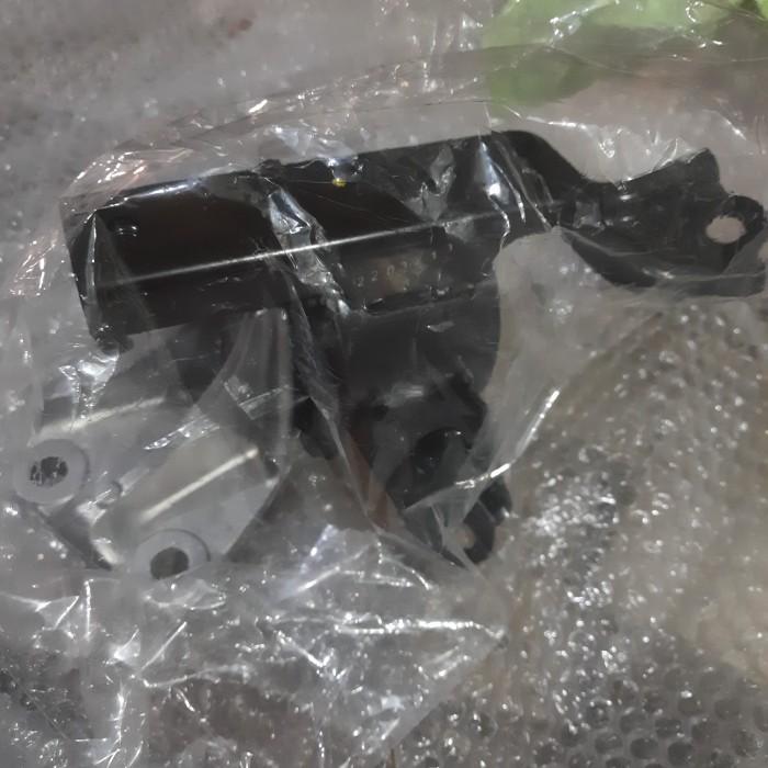 Jual transmisi mounting kiri mitsubishi xpander matic asli original ...
