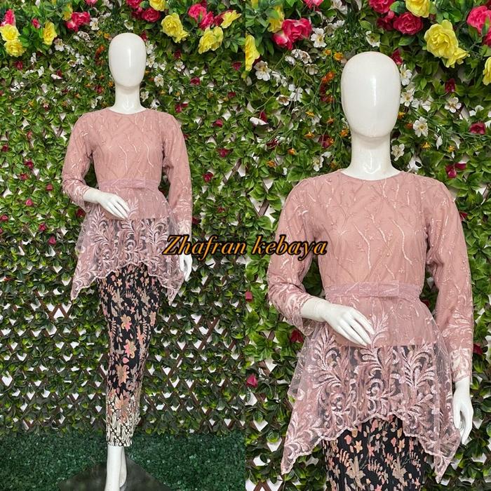 Kebaya Modern Remaja