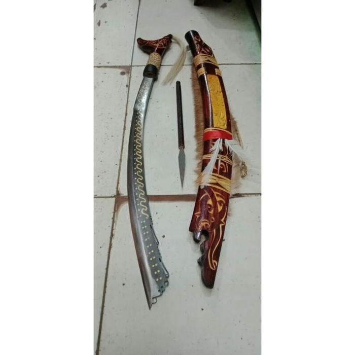 Jual mandau senjata Dayak pusaka khas suku dayak asli kalimantan motif ...