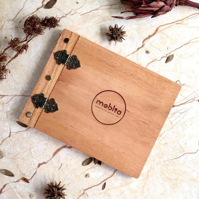 Jual PANDEGA WOODEN MENU BOOK BUKU MENU KAYU PAPAN MENU - Jakarta ...
