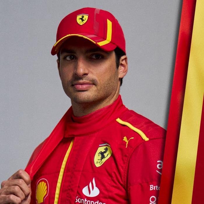 Jual Scuderia Ferrari F1 2023 Carlos Sainz LIMITED Spanish GP Cap. Topi ...