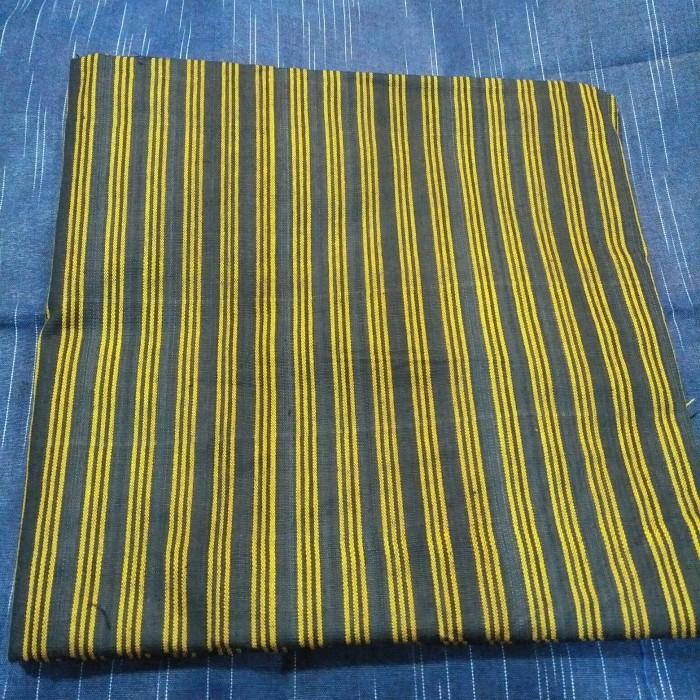 Jual Bahan kain lurik ATBM hitam garis 3 kuning adat kebaya jogja solo ...