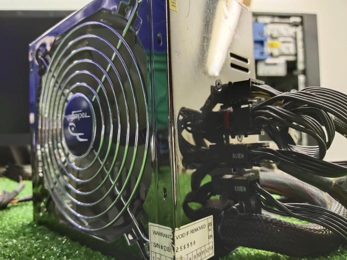 Jual Psu Gaming Rocketfish PC 700W RF-700WPS2 PGS-MIX-02 - Jakarta ...