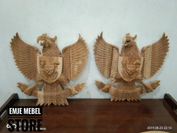 Jual lambang burung garuda ornamen ukir hiasan dinding kayu jati - Kota ...