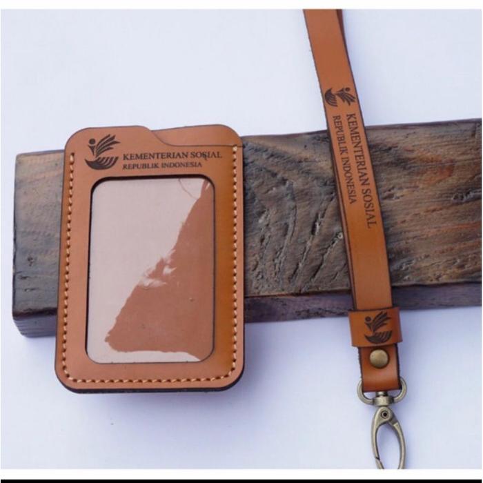 Jual ID CARD KULIT PREMIUM name tag kulit asli MODEL 4 LAPIS BISA ...