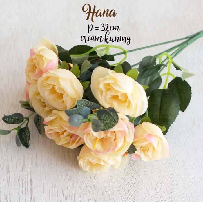 Jual Bunga camelia mix eukaliptus gaya eropa - CREAM KUNING - Kab ...