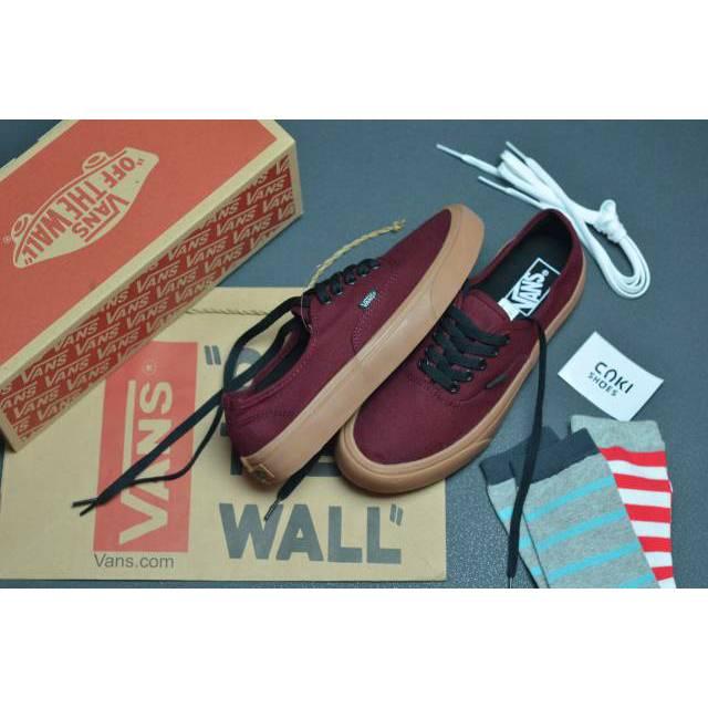 Sepatu Vans Authentic Maroon