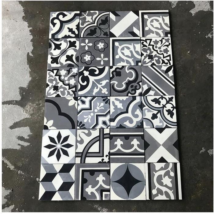 Jual Tegel Kunci Ex-Proyek Set B 1M2 Warna Hitam Putih Berkualitas ...