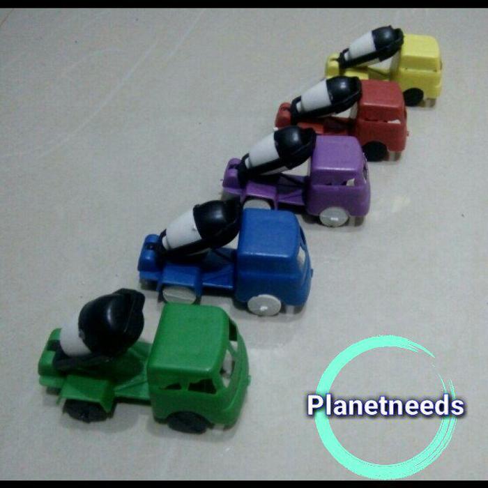 Jual 10 Mainan Truk Molen Mini Mobil Molen Miniatur Truk Kontruksi ...