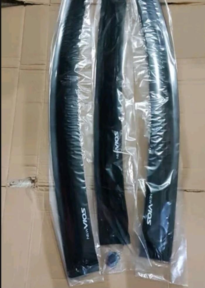 Jual PLASTIK TALANG AIR TUDUNG HUJAN TOYOTA VIOS NEW GEN2 - Kota Cimahi ...