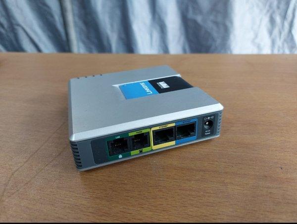 Jual Cisco LinkSys SPA3102 VoIP Voice Gateway with Router 1 FXO 1 FXS ...