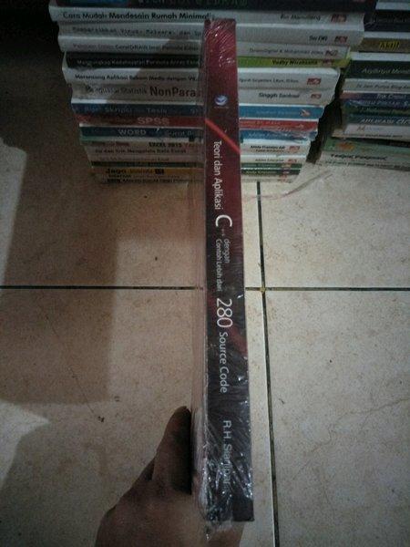 Jual Ada ORIGINAL BARU teori dan aplikasi C plus plus dengan contoh lebih - Kota Surabaya ...