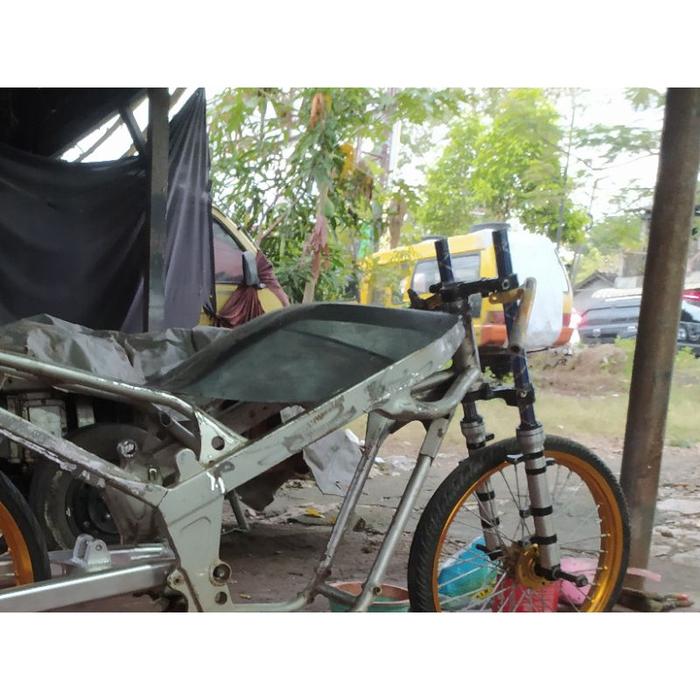 Jual tangki fiber ninja include 1,8 liter ( berat kosong 1kg) - Kota ...